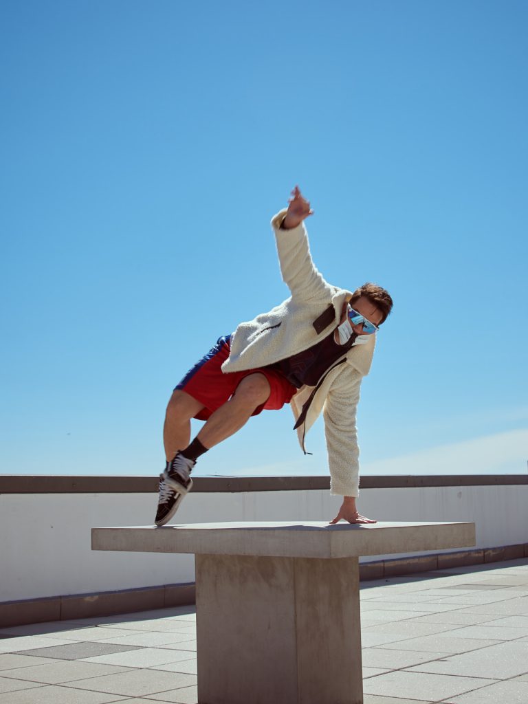 John Targon is revealing the beauty of a fall risk - OZONWeb by OZON ...